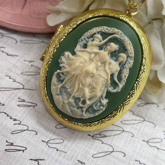 Fancy Fox Boutique | Jewelry | Gold Locket Setting Green Irish Dancers ...